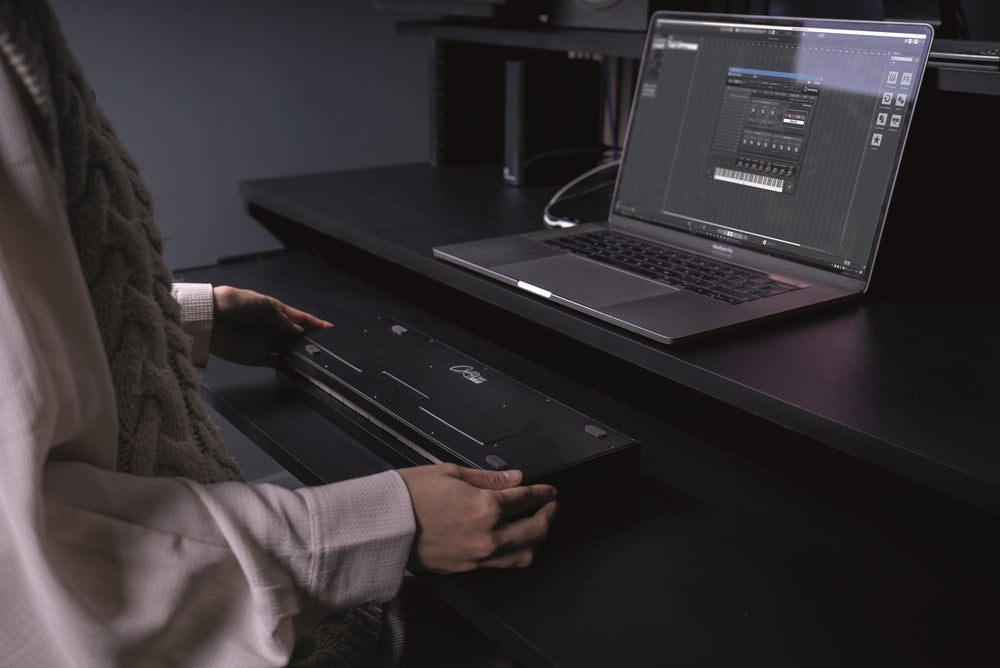 Folding MIDI Controllers | Carry-On Playing – Carry-on