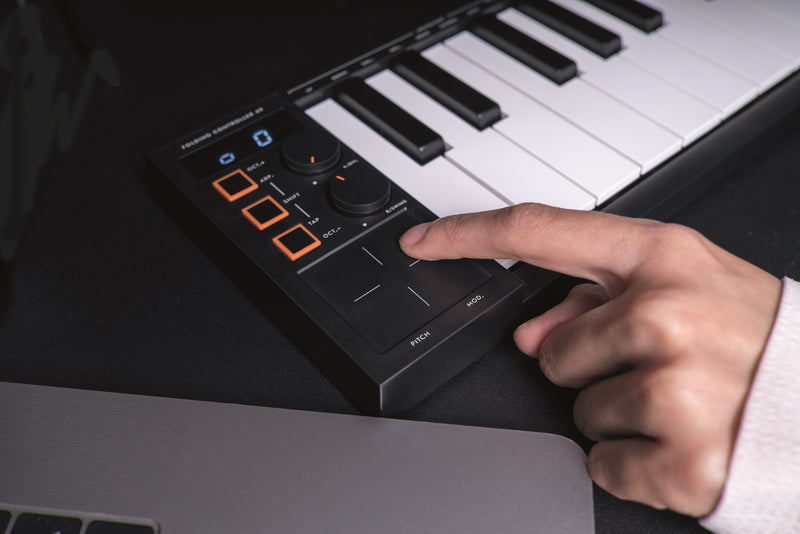 Folding MIDI Controllers | Carry-On Playing – Carry-on